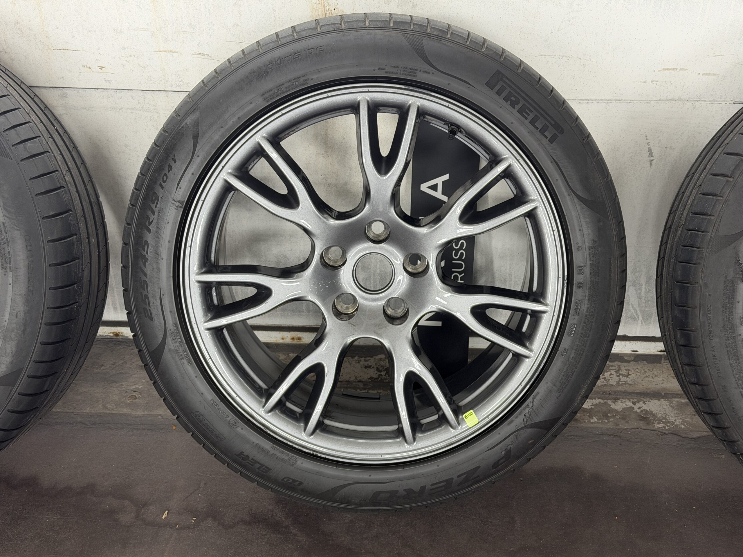 2022 – 2026 | 19" Tempest Wheels Summer Model S - Nikola Brussels